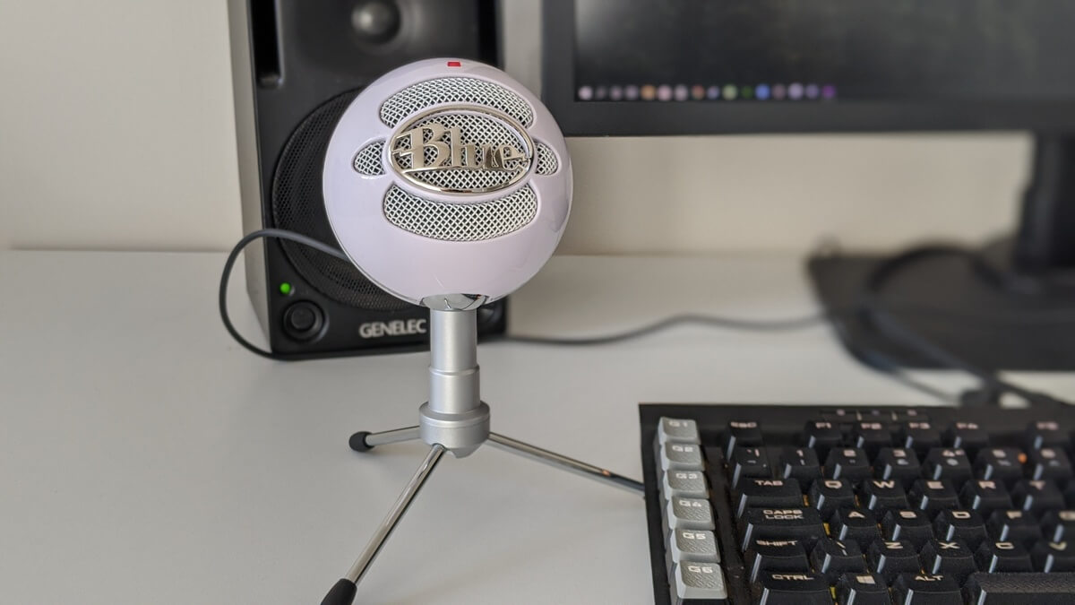 Oportunidade: Esse ótimo Microfone USB Blue Snowball Ice nunca esteve ...